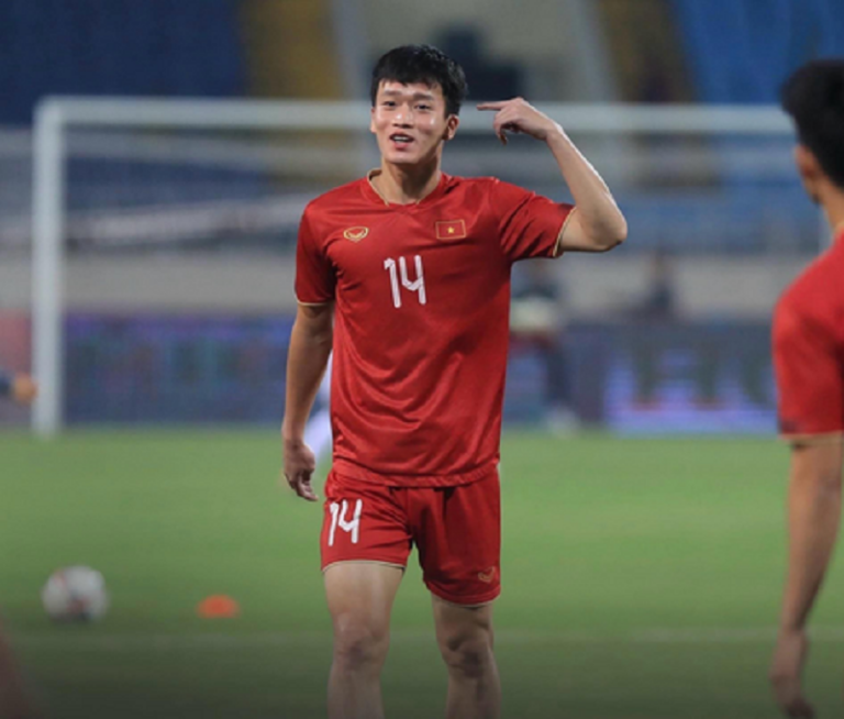 Hoàng Đức đừng ảo tưởng mình ngôi sao thì làm gì thì làm